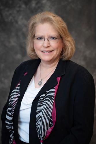 Lisa Bracewell says Greenville schools need more efficiency