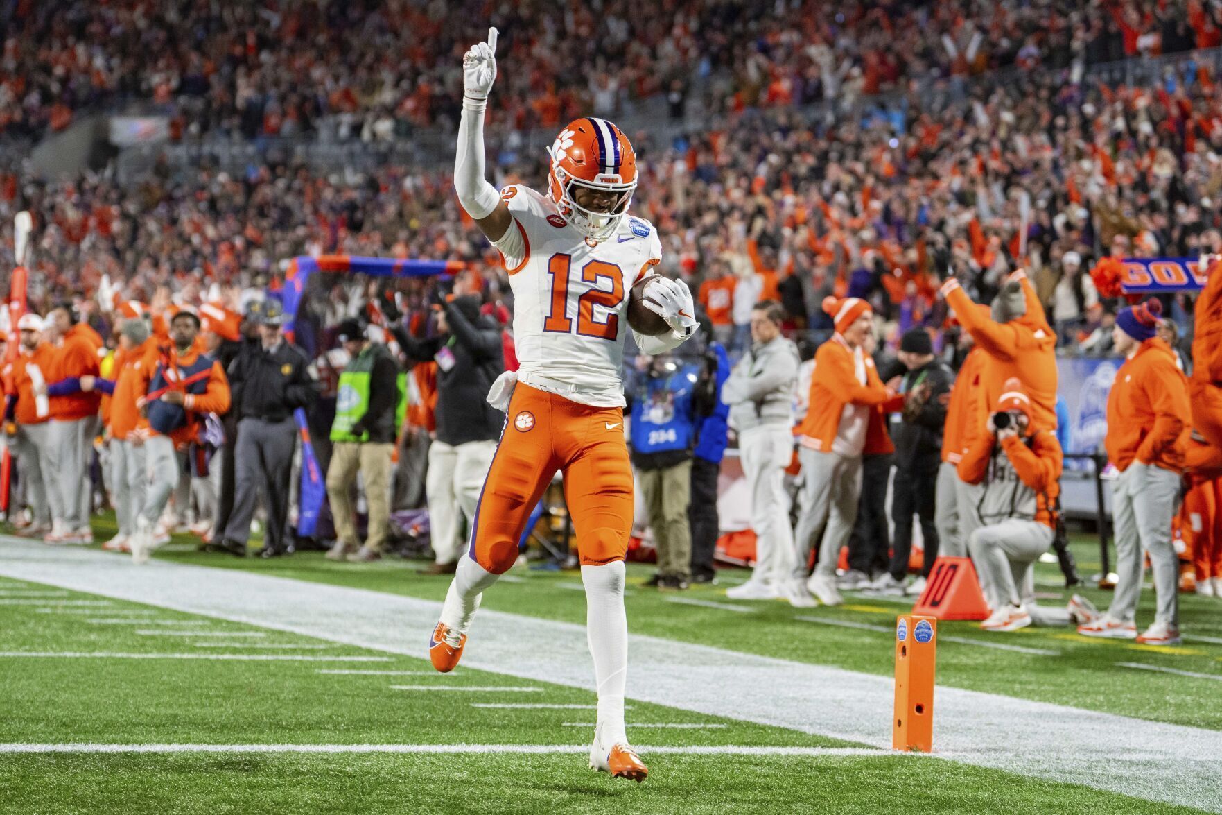 Clemson WR Bryant Wesco Jr. taken to hospital with injury