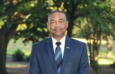 Community activist Thomas Dixon announces North Charleston mayoral bid ...