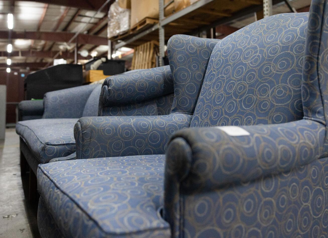 Columbia furniture stores closing, clearance sale planned