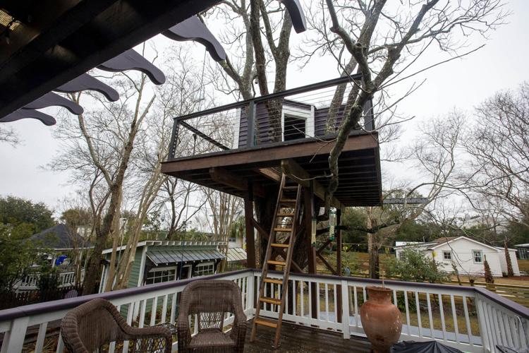 Sullivan's Island treehouse weathers ongoing zoning dispute | Community ...