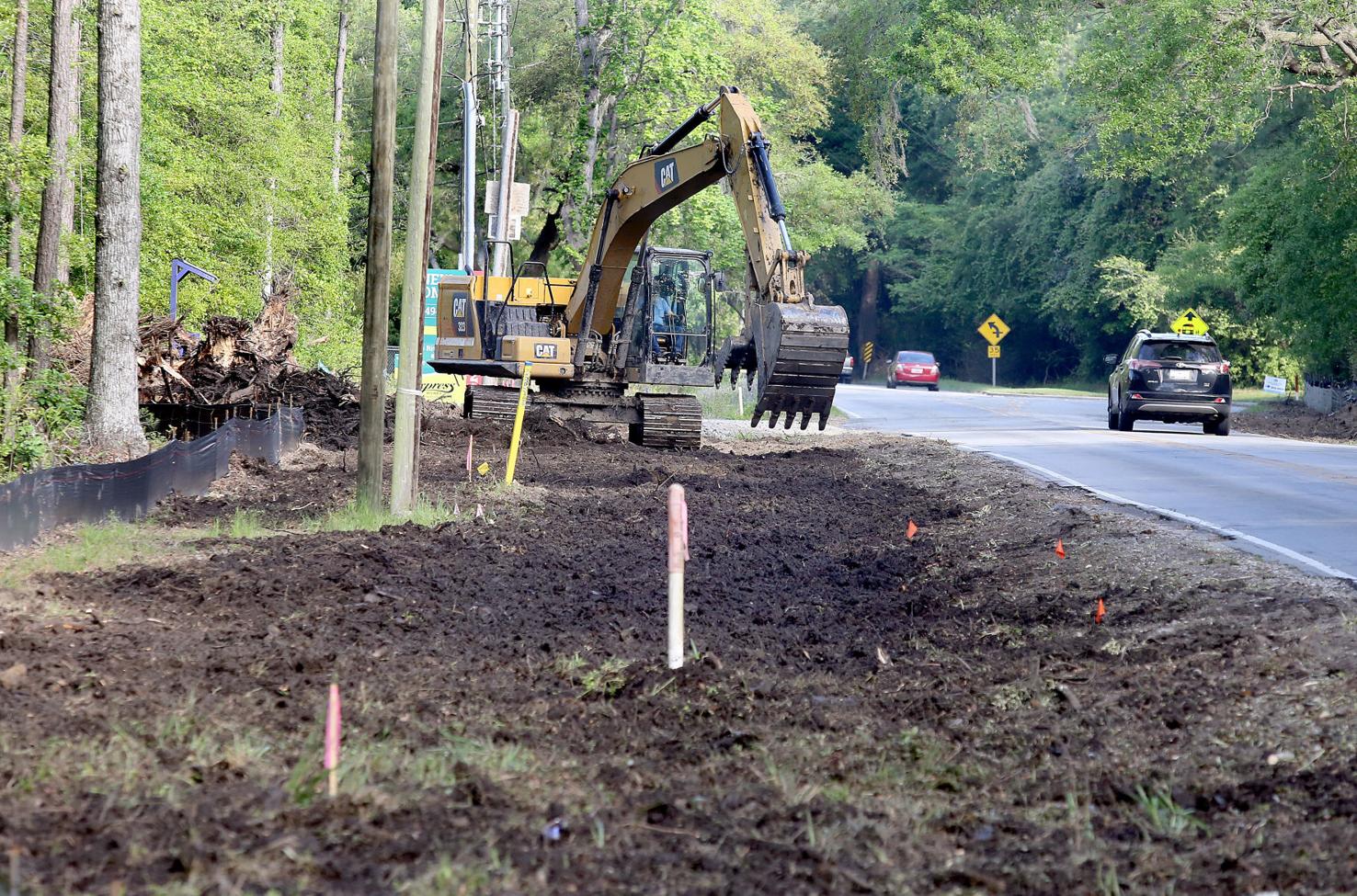 Residents in rural Charleston County push for road safety