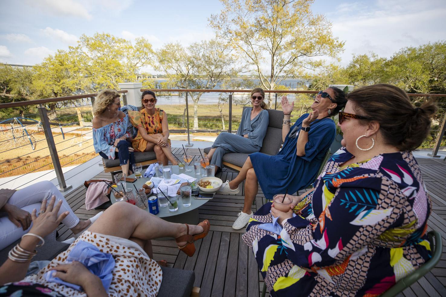 Top waterfront restaurants in Charleston, South Carolina