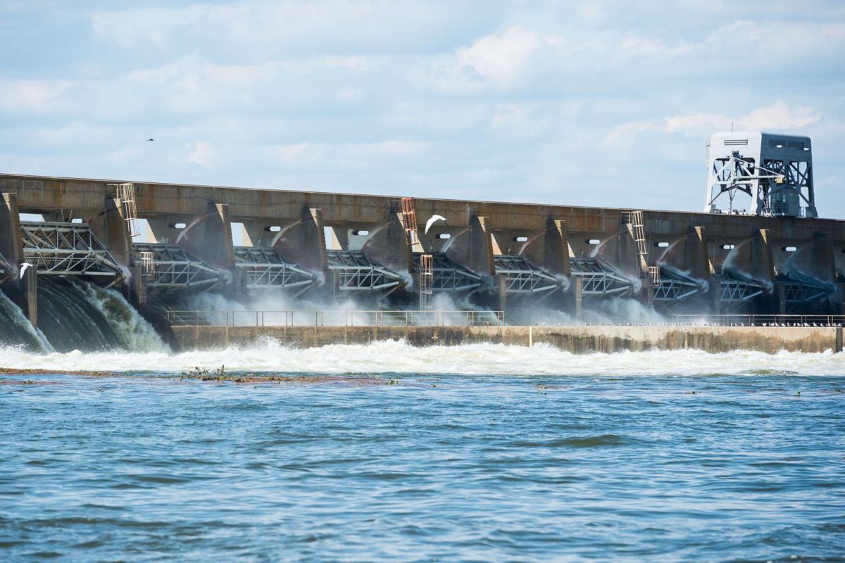 Santee Cooper's lakes and dams could pose a risk during Hurricane Florence