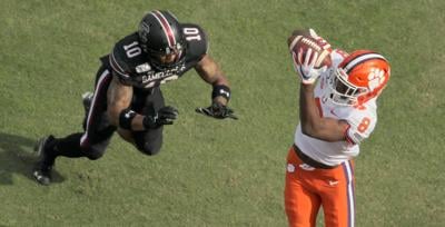 Clemson's Dabo believes WR Justyn Ross will play football again ...