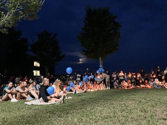 Daniel High School teens mourned after deadly Hartwell leap
