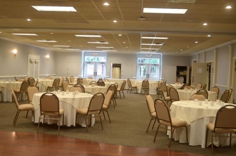 Wedding vendors struggle to meet post-pandemic demand