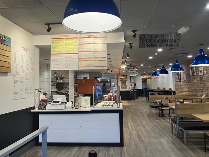 Creme Shack rolled ice cream reopens in downtown Greenville