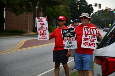 CWA Local 3702 members strike in Summerville