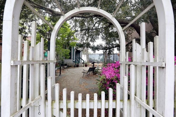 Downtown Summerville: Here's a place to stroll, eat and shop