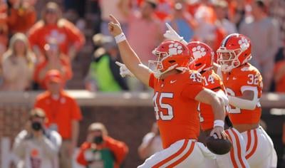 'Crawl-on' Philip Florenzo helps Clemson beat Notre Dame