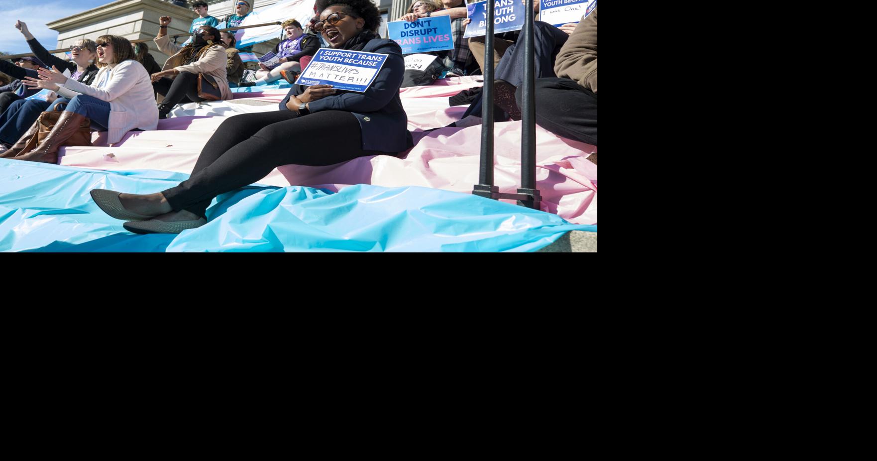 Elon Musk’s daughter walks NY fashion week show with SC sash