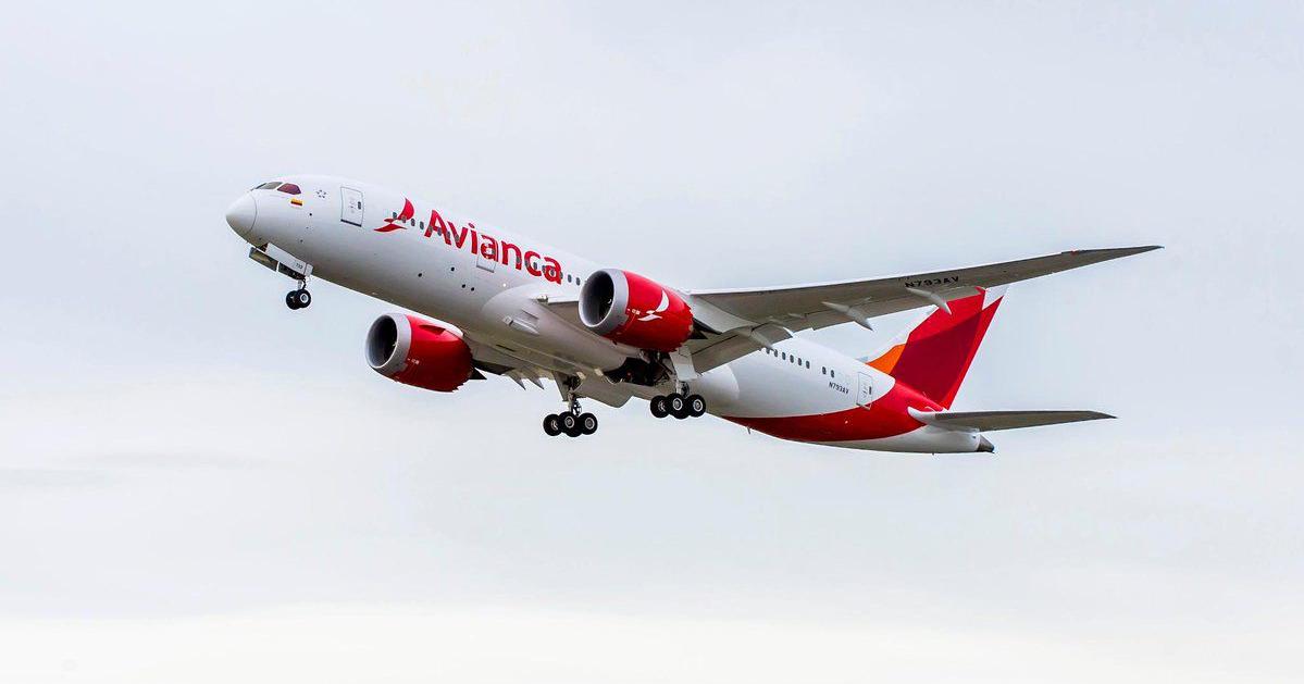 Boeing hands over 500th Dreamliner in record time