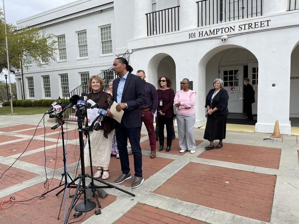 Colleton clerk Becky Hill to resign after Murdaugh scandals