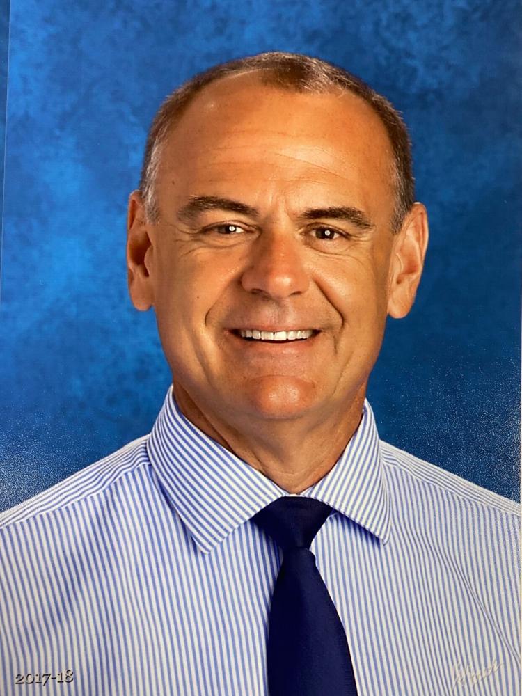 Calcutt named head football coach at Hemingway High School