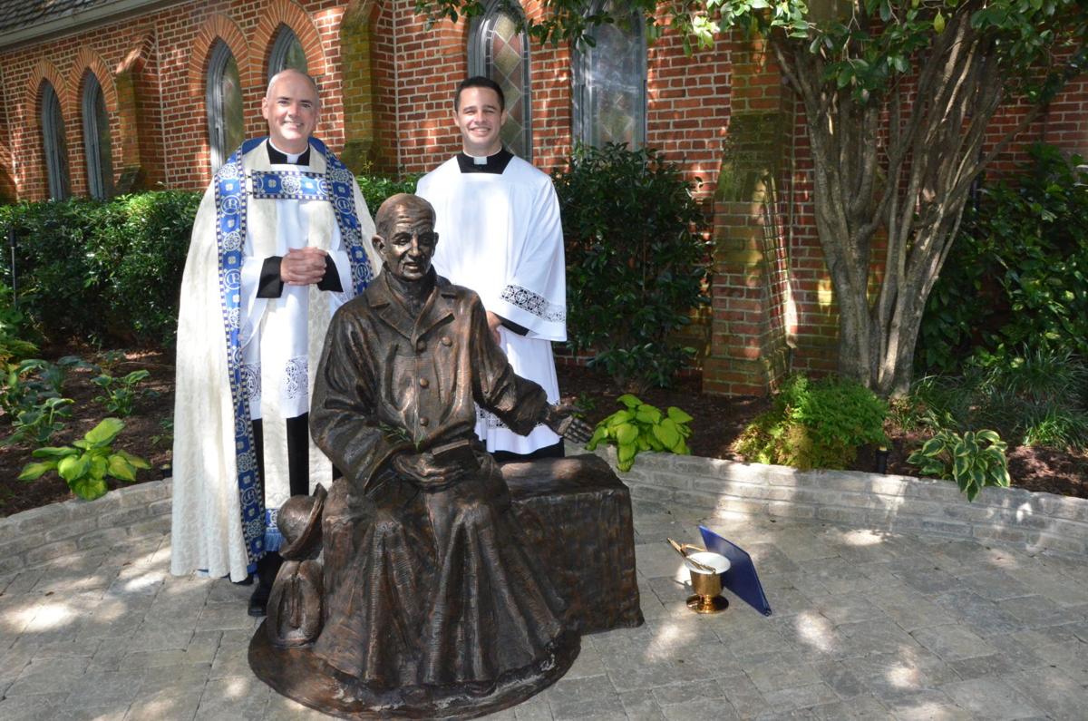 Blessing the statue of St. André Bessette. | Photo Galleries ...