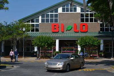 Bi Lo opens new store in Litchfield