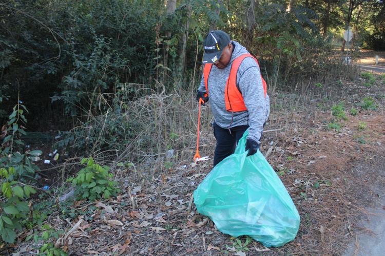 Crosland Park residents clean up neighborhood for second time this year