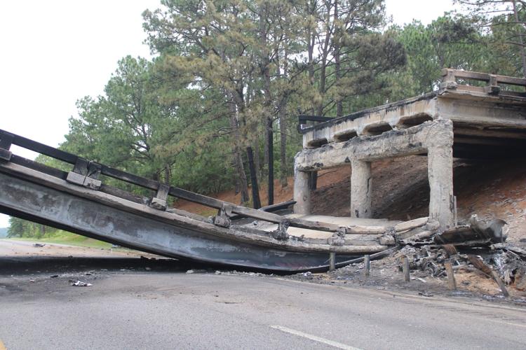 Car hit trailer that led to accident, I-20 bridge collapse