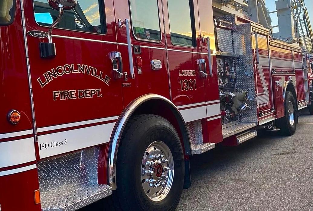 Large tire fire extinguished near downtown Summerville, SC