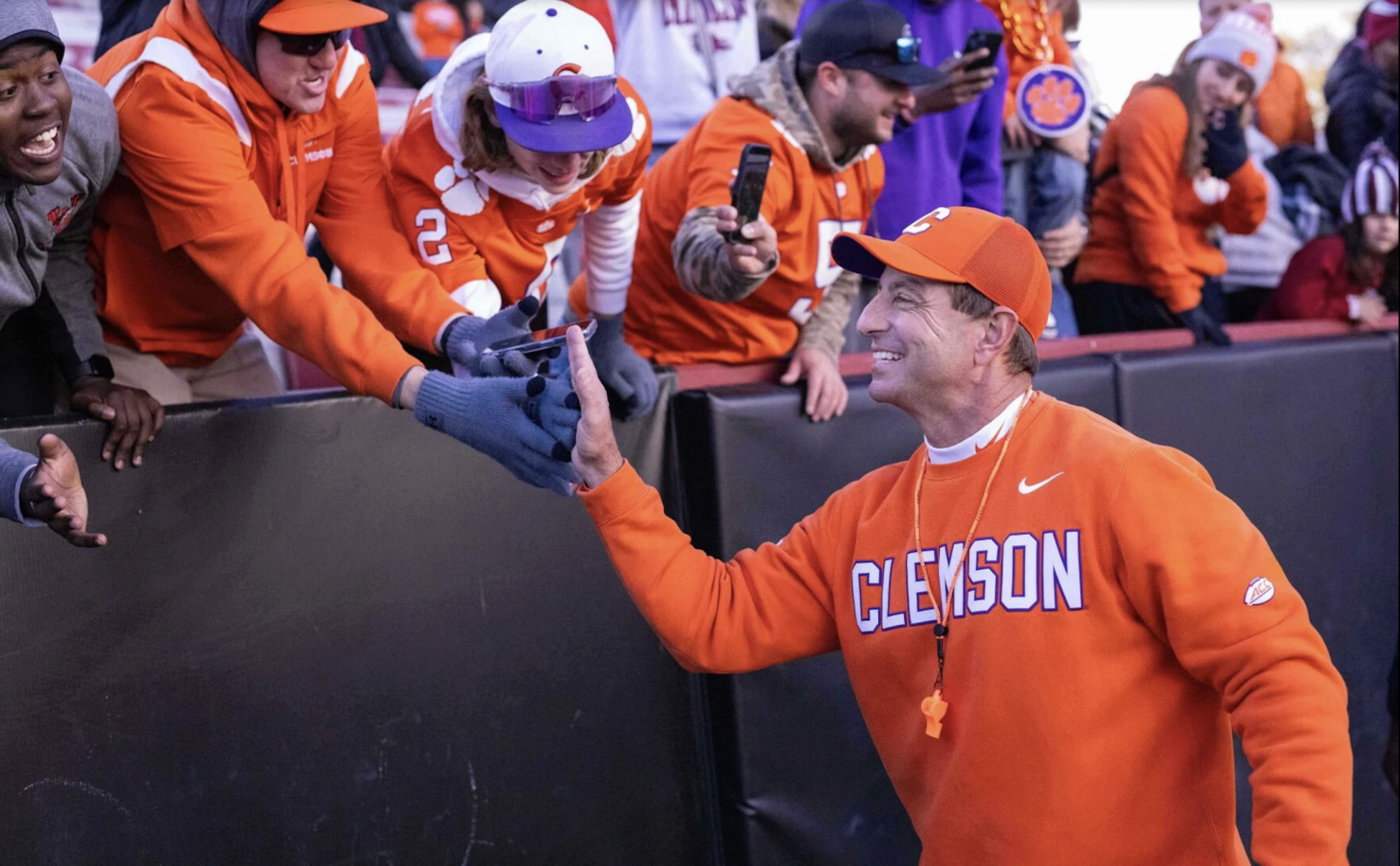Dabo Swinney signs Clemson recruiting class. Transfers next?