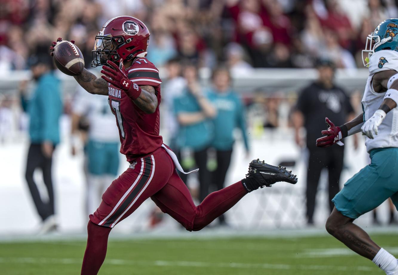 Gamecocks rout Coastal Carolina on football field
