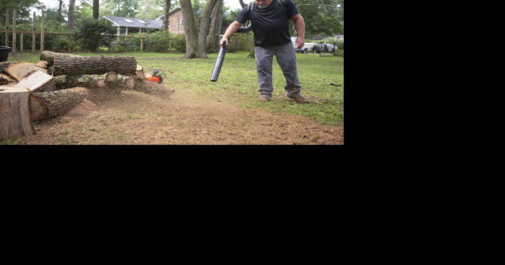 'Outer Banks' crew members back writers strike, turn to stump grinding ...