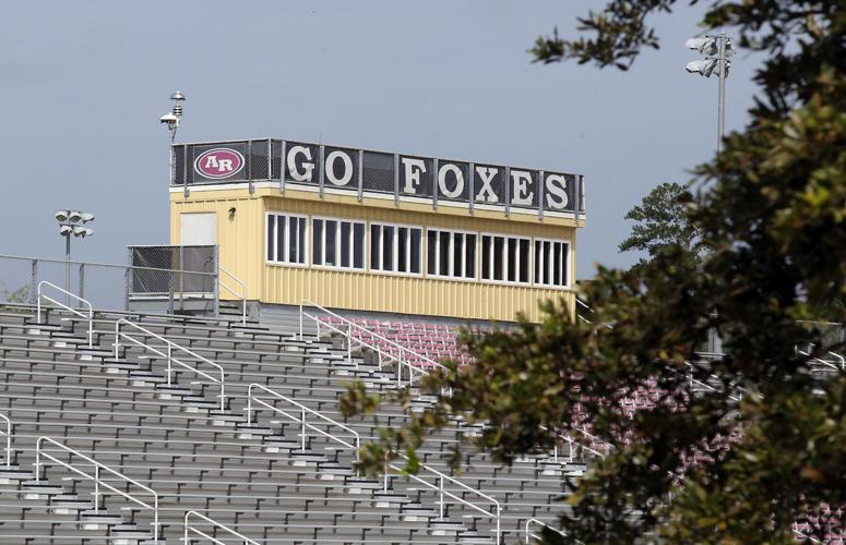 Ashley Ridge football player dies | News | postandcourier.com