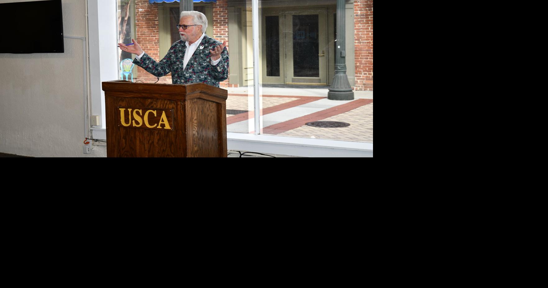 USCA professors read poems, lecture about Southern poetry