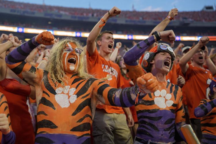 Clemson offense doesn’t look elite vs. another SEC defense