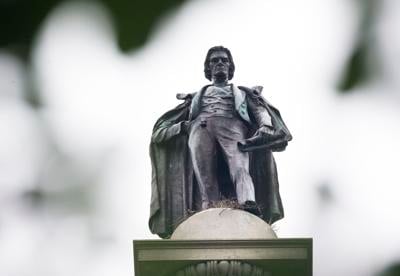 john c calhoun statue