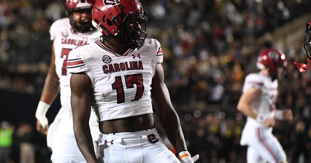 First look at Gamecocks' tentative depth chart for spring practice