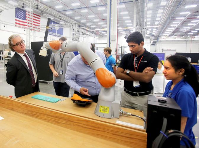 Boeing Research and Technology Center opens