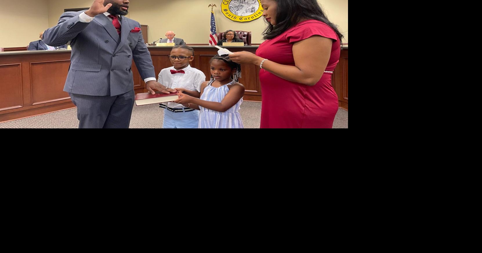 New Gaffney Mayor Lyman Dawkins III takes oath of office