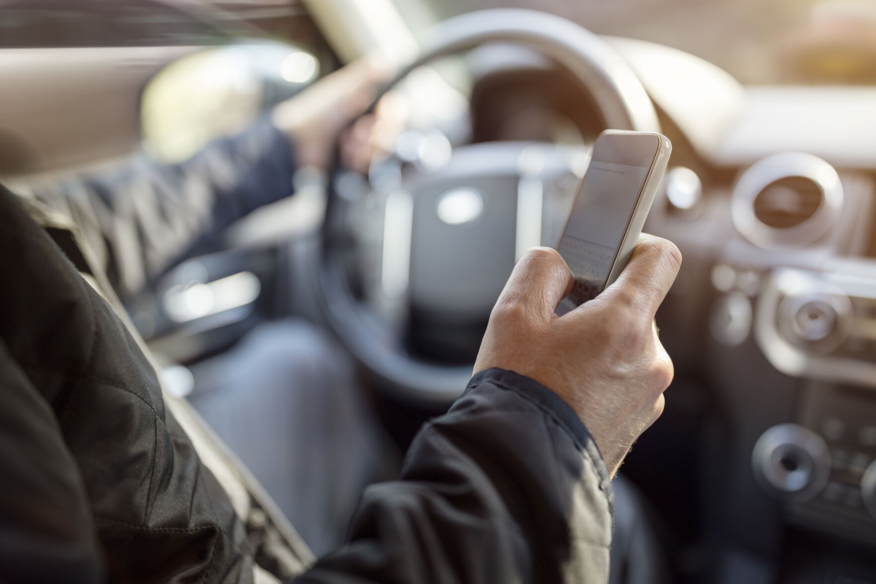 SC drivers can be ticketed for using cellphones soon