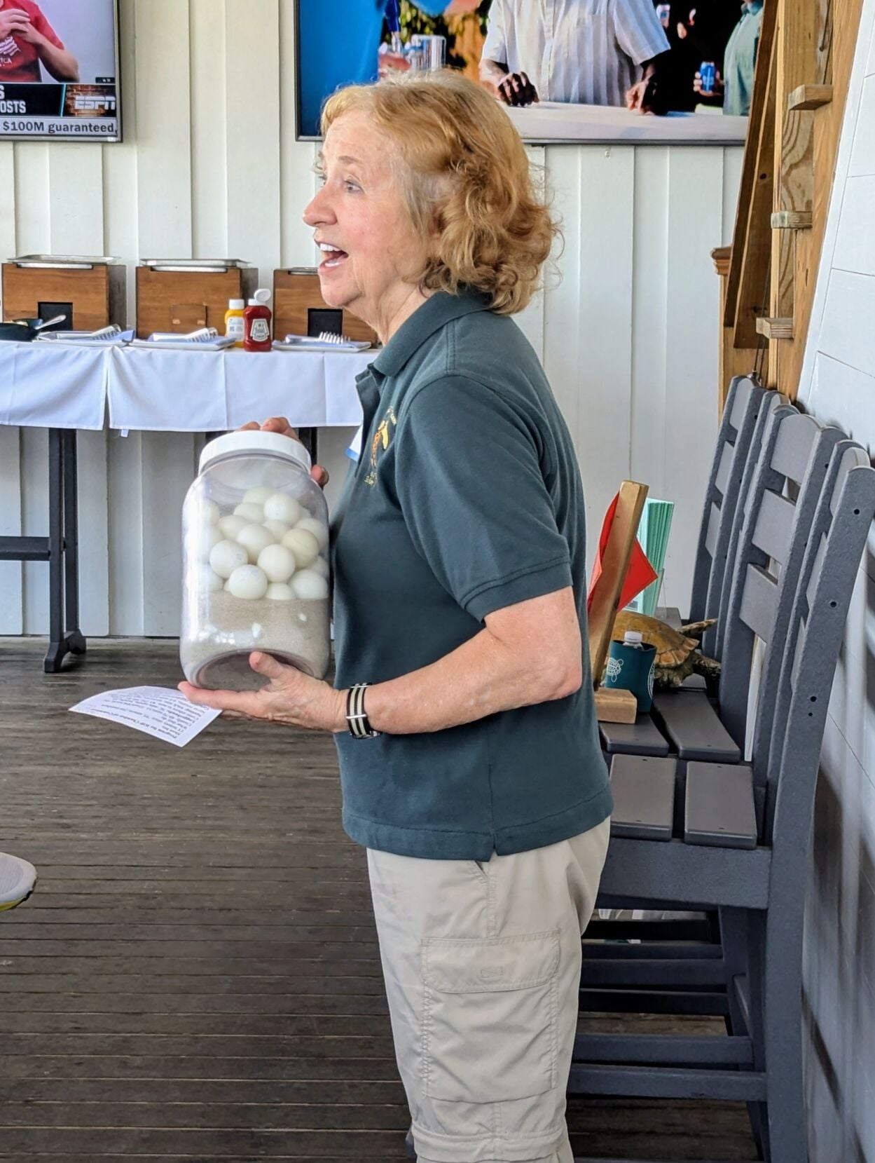 Speaker details turtle rescue efforts on IOP, SI
