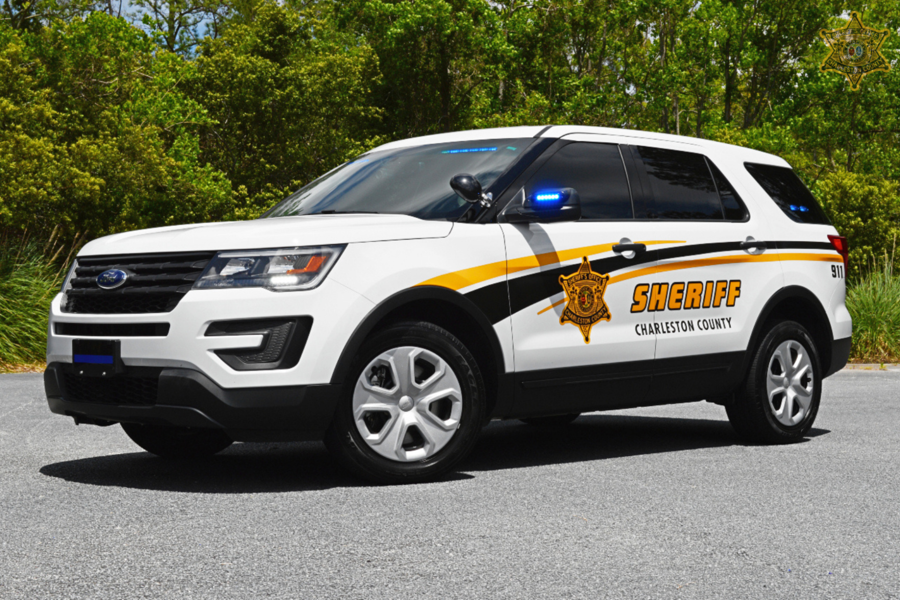 North Charleston deputy nearly hit in 100 mph car chase