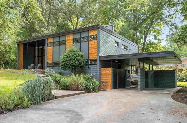 Greenville’s Botany Woods home mixes classic with modern