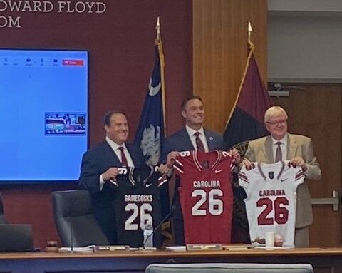 Gamecocks switch apparel from Under Armour to Nike