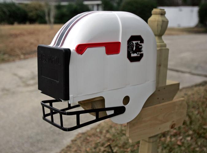 Unusual mailboxes