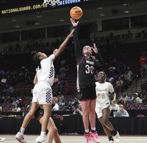 Wando High girls basketball falls in state championship