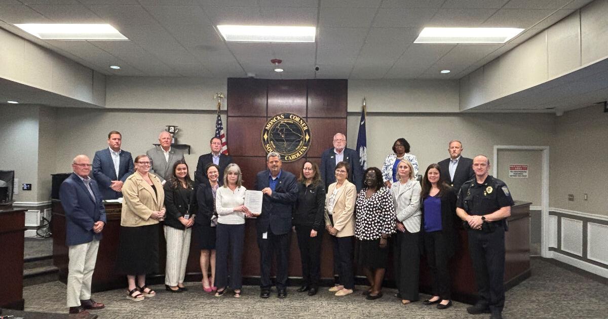 Moncks Corner Declares April 2025 Child Abuse Prevention Month