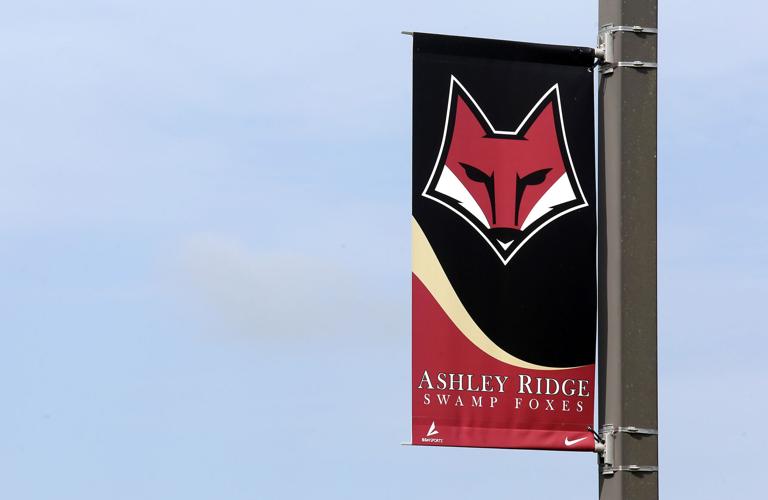 Ashley Ridge football player dies | News | postandcourier.com