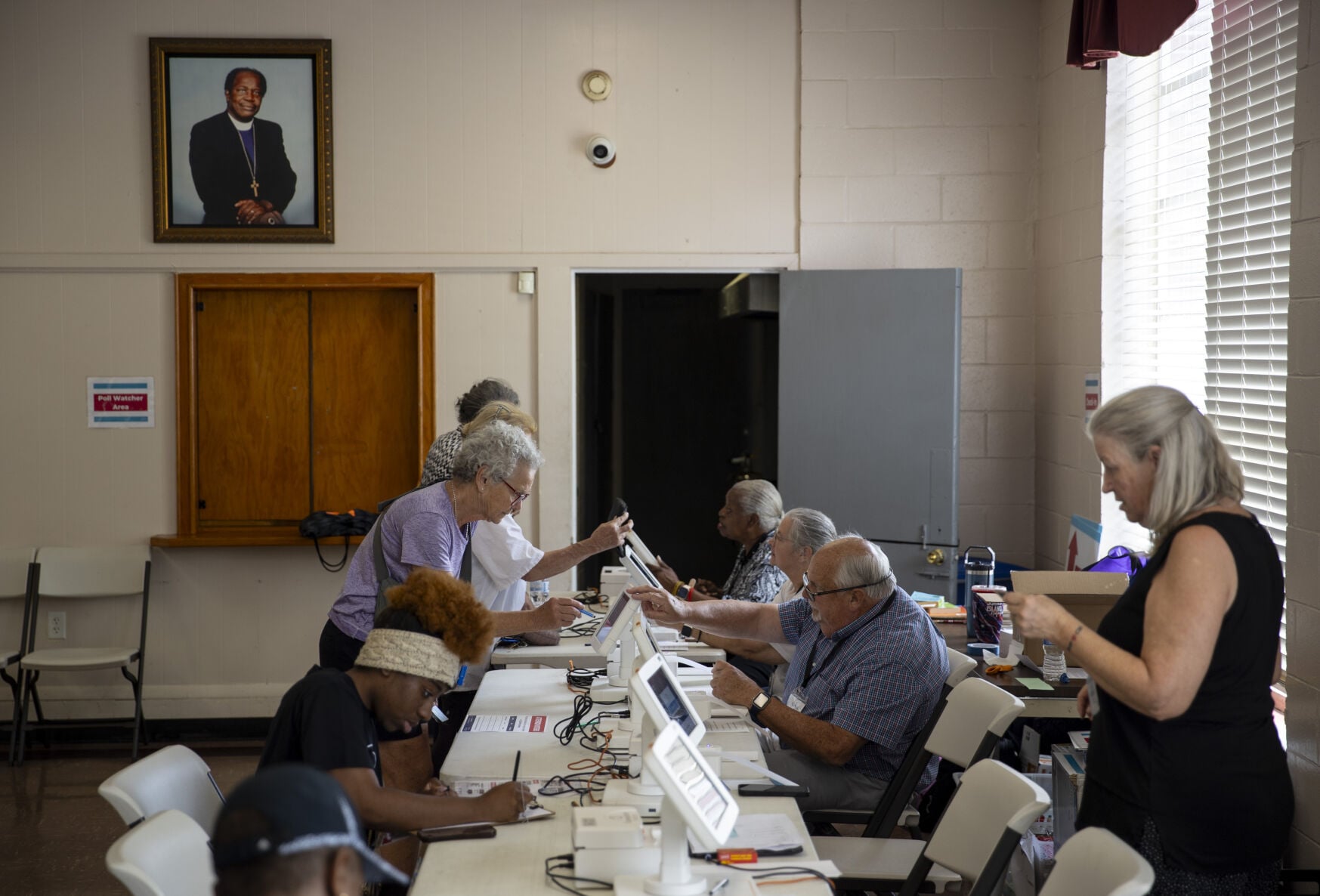 SC breaks turnout record on first day of early voting