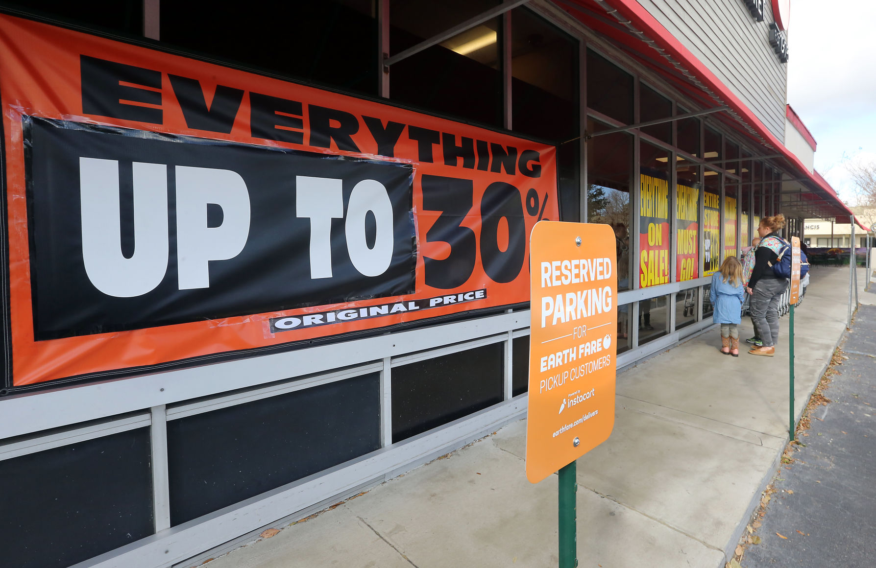 How debt and an aborted deal doomed Earth Fare