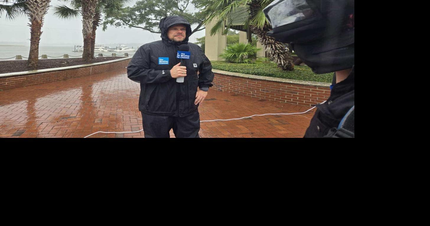Weather Channel's Justin Michaels covers Debby from Beaufort