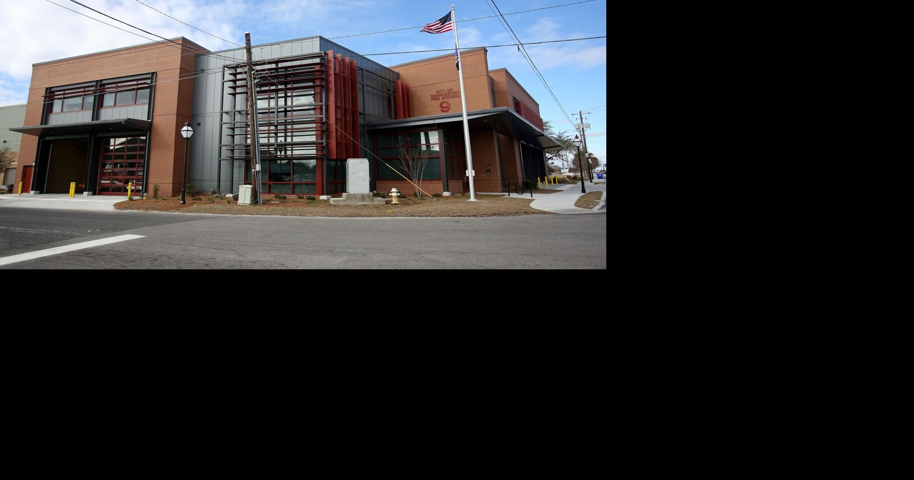 Charleston firefighter, union sue city and fire chief