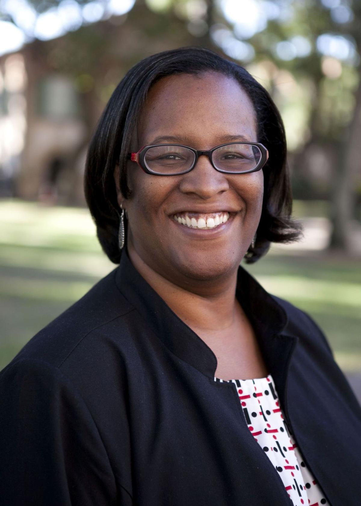 'Star Wars' The Force, and millions of fans, awaken for first of new ...