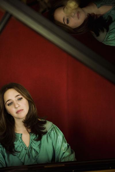 Simone Dinnerstein Opens Up About Reinterpreting Bach’s Piano Masterwork