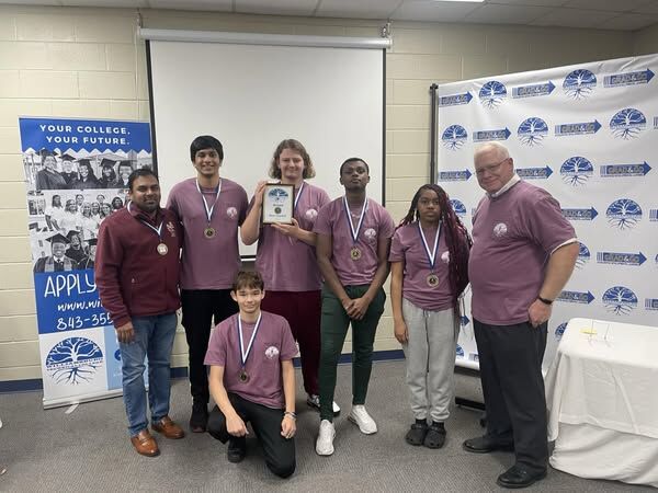 Kingstree High School Math Team won mathematics contest